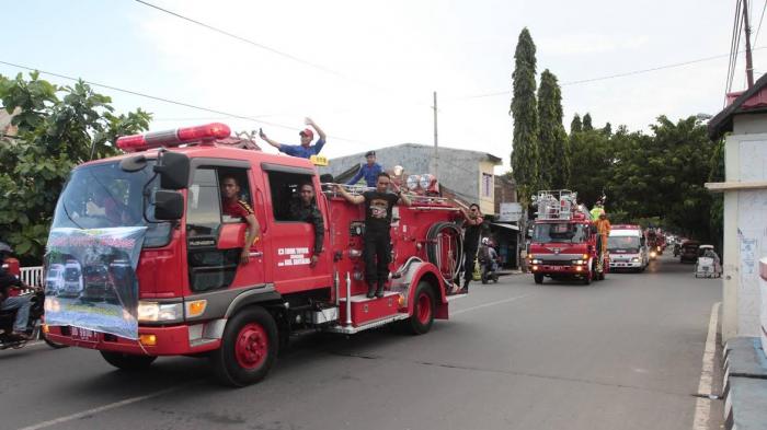 Parkir Mobil di Depan Mako Damkar Bulukumba, Dinilai Hambat Tugas ...